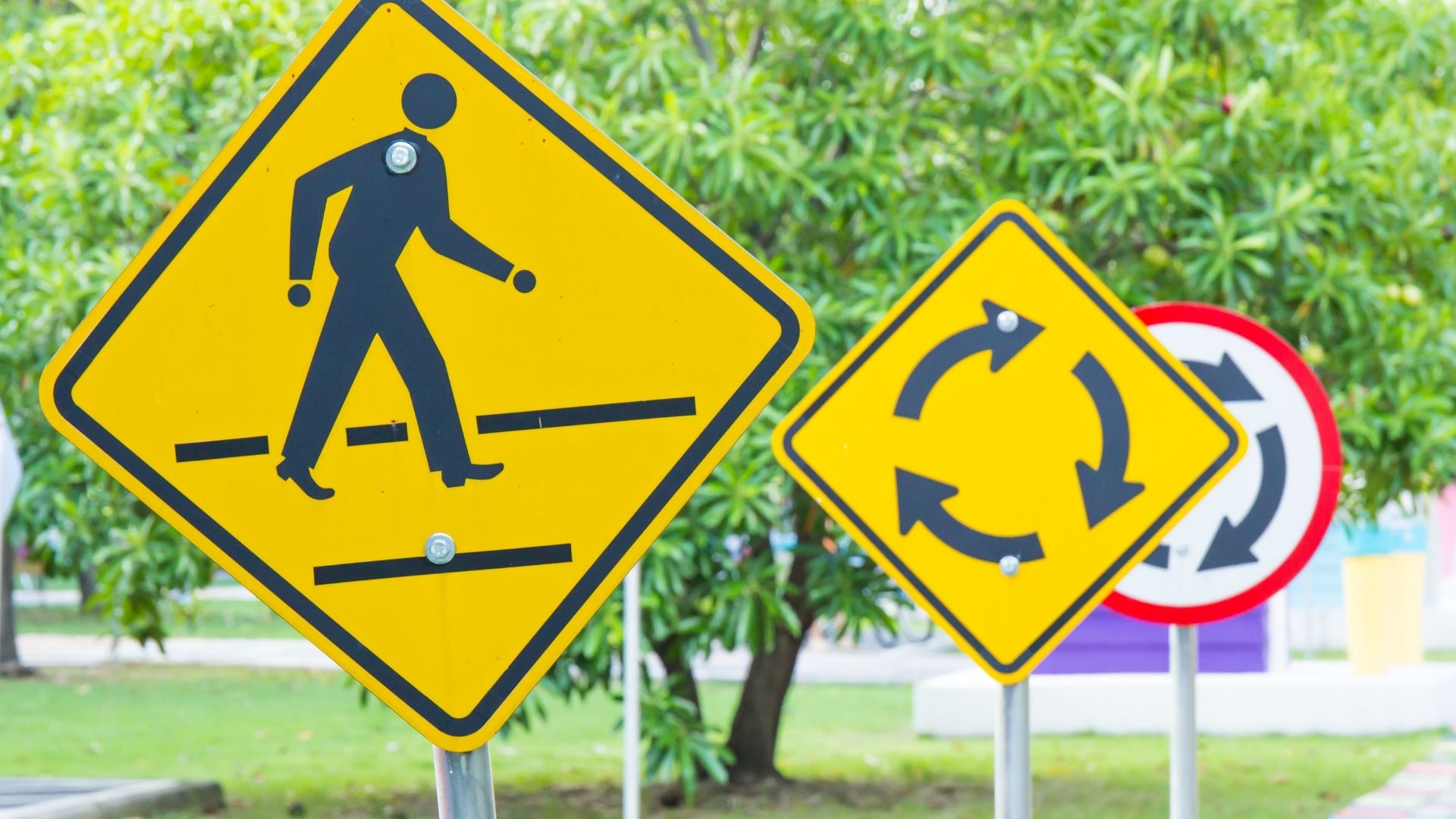 Comodidade e segurança: a real influência da sinalização de transito em ...